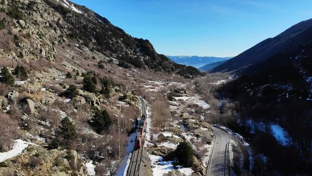 "Red Train" Imagens – Procure 1,129 fotos, vetores e vídeos | Adobe Stock