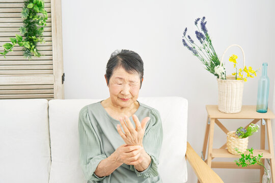 麻痺 Images – Browse 604 Stock Photos, Vectors, and Video | Adobe Stock