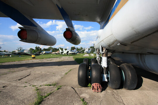 รูปภาพFour-Engine – เลือกดูภาพถ่ายสต็อก เวกเตอร์ และวิดีโอ582 | Adobe Stock