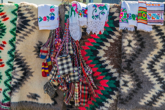 รูปภาพMaramures – เลือกดูภาพถ่ายสต็อก เวกเตอร์ และวิดีโอ7,402 | Adobe Stock