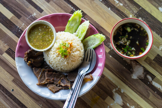 รูปภาพCarabeef – เลือกดูภาพถ่ายสต็อก เวกเตอร์ และวิดีโอ327 | Adobe Stock
