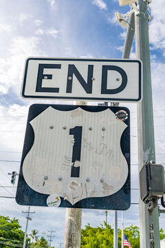 รูปภาพUs1 – เลือกดูภาพถ่ายสต็อก เวกเตอร์ และวิดีโอ384 | Adobe Stock