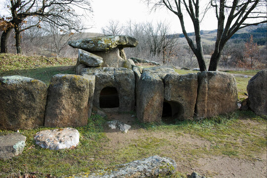 Dolmen Immagini - Sfoglia 12,451 foto, vettoriali e video Stock | Adobe ...