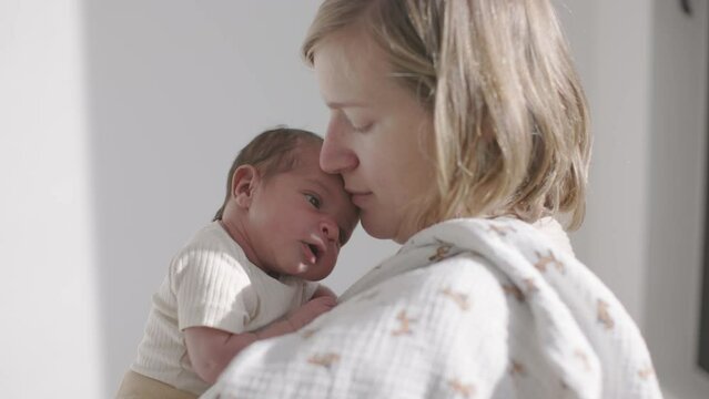 Burp Baby Images – Browse 898 Stock Photos, Vectors, and Video | Adobe ...