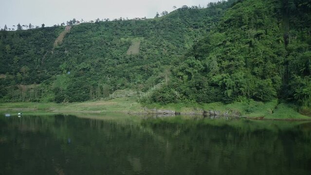 Wonosobo Bilder – Durchsuchen 1,782 Archivfotos, Vektorgrafiken und ...