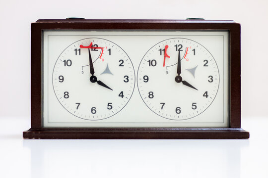 Chess-Clock Images – Browse 68 Stock Photos, Vectors, and Video | Adobe ...