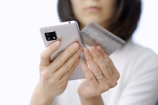 Handykonsum Bilder – Durchsuchen 4,986 Archivfotos, Vektorgrafiken und ...