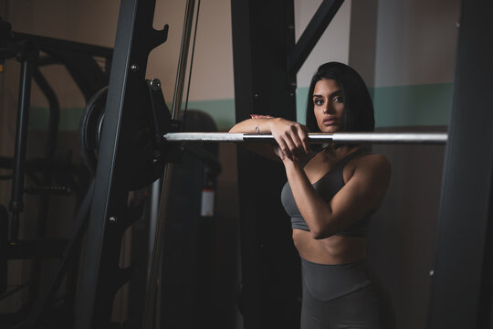 Female Bodybuilder Pose Images – Browse 17,933 Stock Photos, Vectors ...