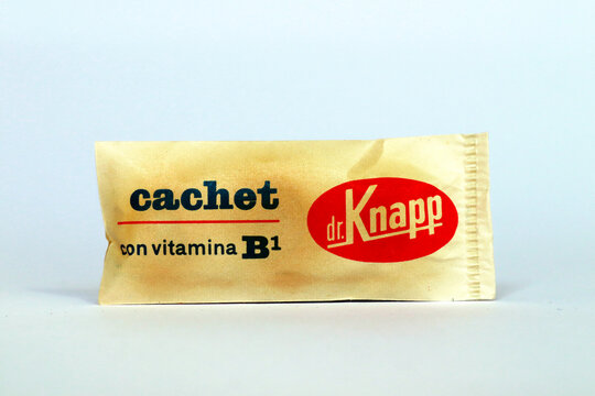 Knapp 이미지 – 찾아보기 6,039 스톡 사진, 벡터 및 비디오 | Adobe Stock