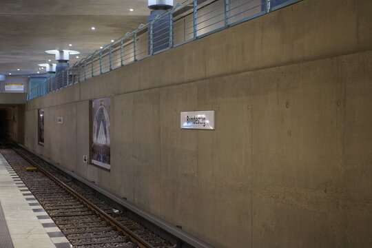 Bundesbahnschilder Bilder – Durchsuchen 93 Archivfotos, Vektorgrafiken ...