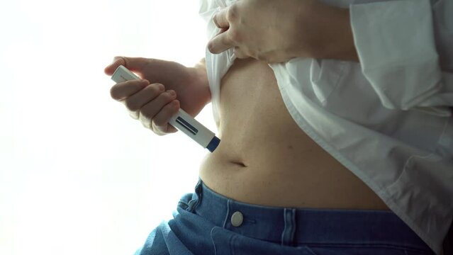 Autoinjector Images – Browse 830 Stock Photos, Vectors, and Video ...