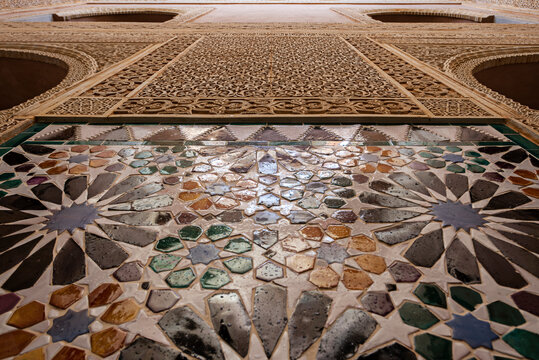 Islamic Tile Historic Images – Browse 7,521 Stock Photos, Vectors, and ...