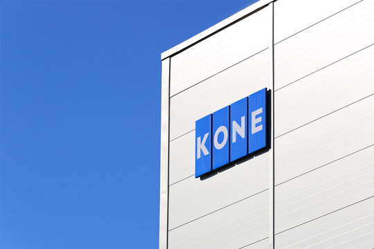 「Kone」の写真素材 | 870件の無料イラスト画像 | Adobe Stock