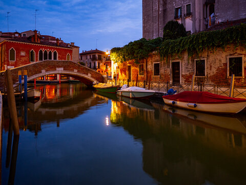 Venetia Bilder – Durchsuchen 5,106 Archivfotos, Vektorgrafiken und ...