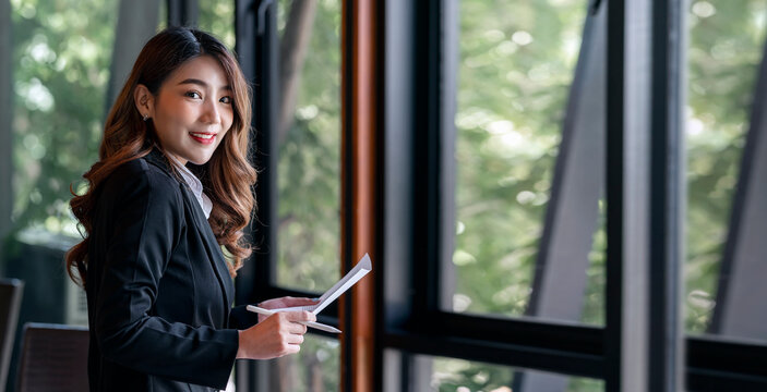 Suitable Images – Browse 3,912,500 Stock Photos, Vectors, and Video ...