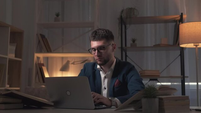 "Smart Man" Images – Browse 672 Stock Photos, Vectors, and Video ...