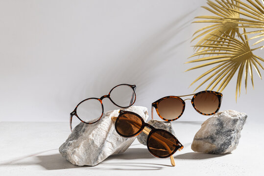 รูปภาพMonicle – เลือกดูภาพถ่ายสต็อก เวกเตอร์ และวิดีโอ1,251,292 | Adobe ...