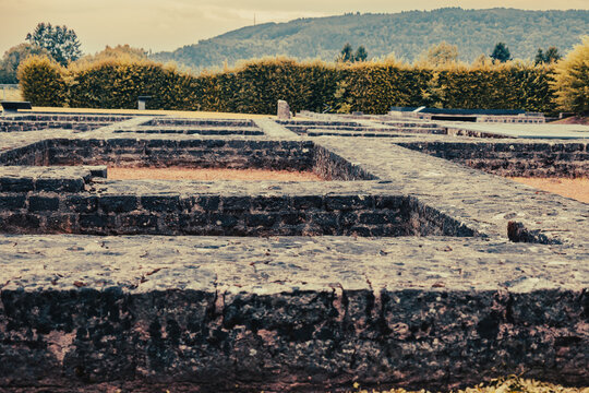 "Stone Maze" Images – Browse 37 Stock Photos, Vectors, and Video ...