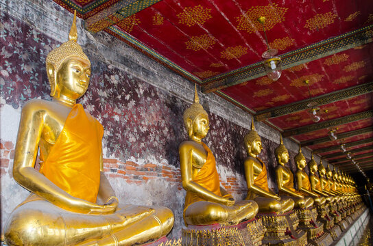 รูปภาพSuthat – เลือกดูภาพถ่ายสต็อก เวกเตอร์ และวิดีโอ2,815 | Adobe Stock