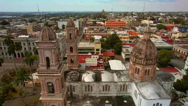 รูปภาพTampico – เลือกดูภาพถ่ายสต็อก เวกเตอร์ และวิดีโอ461 | Adobe Stock