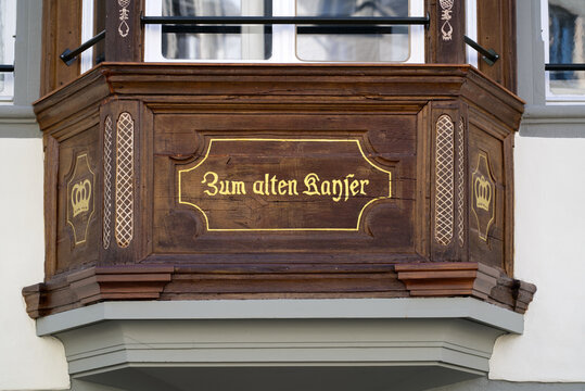 รูปภาพOriel – เลือกดูภาพถ่ายสต็อก เวกเตอร์ และวิดีโอ13,519 | Adobe Stock