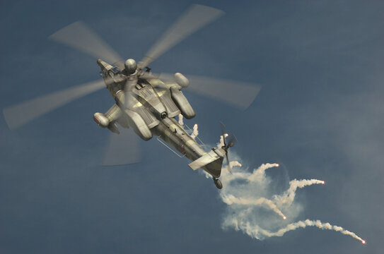 Mi-28 Bilder – Durchsuchen 148 Archivfotos, Vektorgrafiken und Videos | Adobe Stock