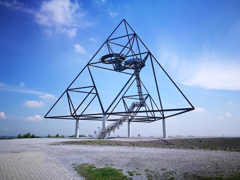 Tetraeder Bilder – Durchsuchen 8,150 Archivfotos, Vektorgrafiken und ...