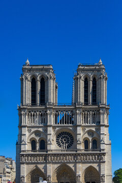 ノートルダム Images – Browse 793 Stock Photos, Vectors, and Video | Adobe Stock