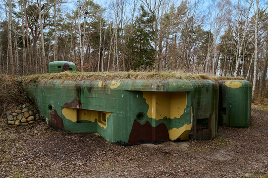 Bunkier - Images et vidéos libres de droits | Adobe Stock