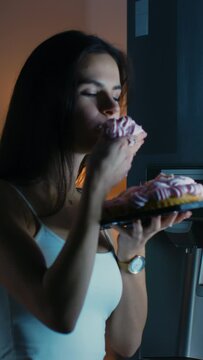 รูปภาพEat – เลือกดูภาพถ่ายสต็อก เวกเตอร์ และวิดีโอ29,202,732 | Adobe Stock