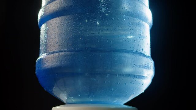 Office Water Cooler Images – Browse 15,798 Stock Photos, Vectors, and ...