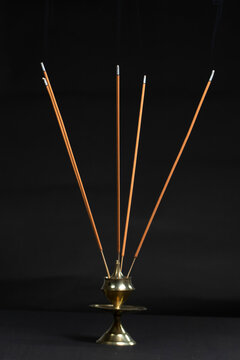 Agarbatti Stand Images – Browse 187 Stock Photos, Vectors, and Video ...