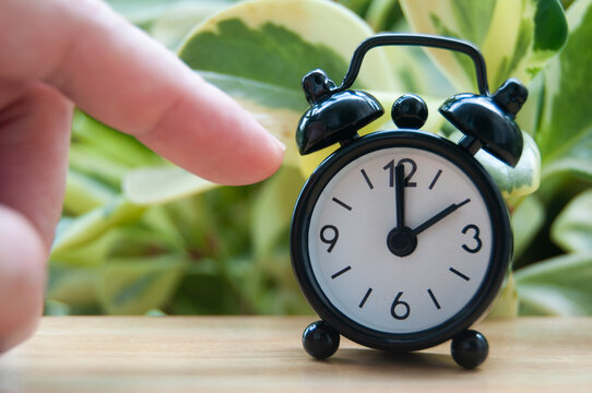 2Pm Images – Browse 63 Stock Photos, Vectors, and Video | Adobe Stock