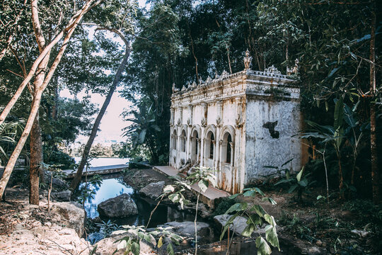 Wat Palad"」の写真素材 | 224件の無料イラスト画像 | Adobe Stock