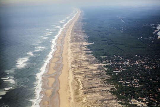 รูปภาพBassin – เลือกดูภาพถ่ายสต็อก เวกเตอร์ และวิดีโอ28,871 | Adobe Stock