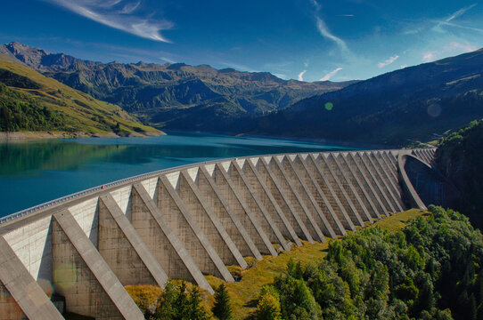 Barrage Images – Browse 54,812 Stock Photos, Vectors, and Video | Adobe ...