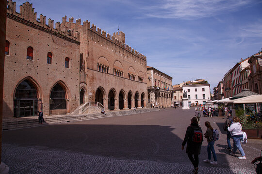 รูปภาพEmili – เลือกดูภาพถ่ายสต็อก เวกเตอร์ และวิดีโอ520 | Adobe Stock