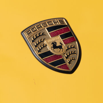 Porsche Logo High Resolution