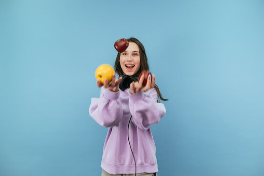 Jugglery Bilder – Durchsuchen 457 Archivfotos, Vektorgrafiken und ...