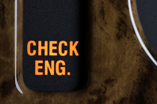"Check Engine"-Bilder: Stock-Fotos & -Videos. | Adobe Stock