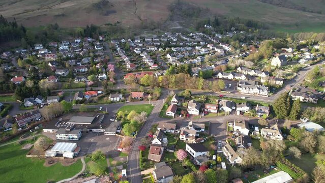 Campsies - Images et vidéos libres de droits | Adobe Stock