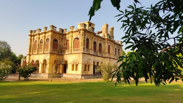 Baug Bilder – Durchsuchen 357 Archivfotos, Vektorgrafiken und Videos ...