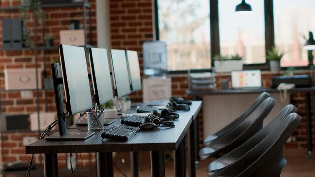 Workstations Images – Browse 169,188 Stock Photos, Vectors, and Video ...