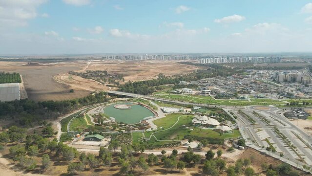 รูปภาพNetivot – เลือกดูภาพถ่ายสต็อก เวกเตอร์ และวิดีโอ287 | Adobe Stock