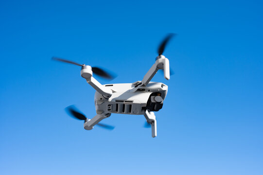 Hoverplane Bilder – Durchsuchen 4,098 Archivfotos, Vektorgrafiken und ...