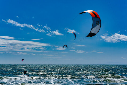 Paraboarding Bilder – Durchsuchen 51,003 Archivfotos, Vektorgrafiken ...