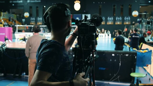 "Camera Operator" Images – Browse 117,666 Stock Photos, Vectors, and ...