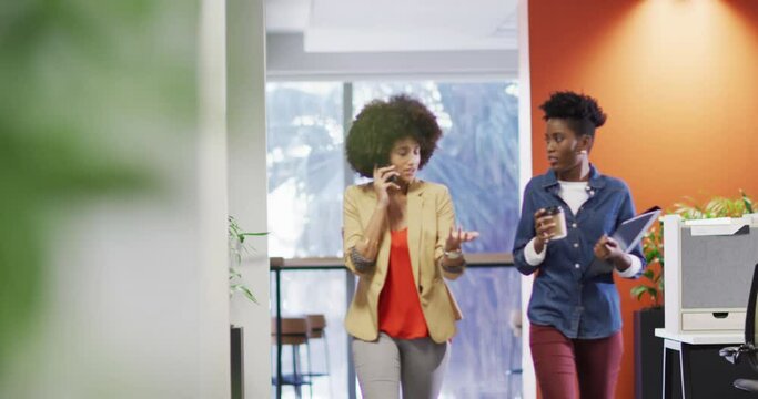 Two People Talking On Phone Images – Browse 59,923 Stock Photos ...