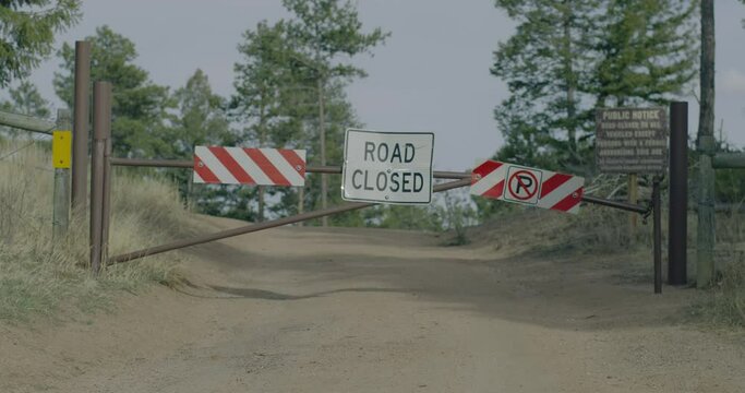 "Road Closed Sign" Images – Browse 641 Stock Photos, Vectors, and Video ...