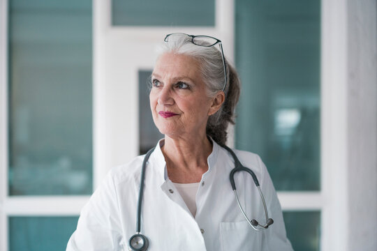 Doctors Bilder – Durchsuchen 3,716,141 Archivfotos, Vektorgrafiken und ...